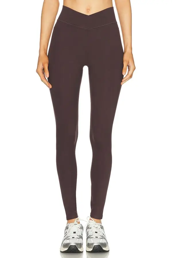 437 The V Legging - Espresso