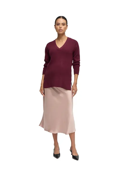 Ingrid & Isabel® Side Zip Nursing Maternity Sweater - Fig