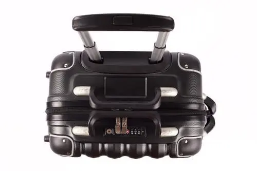 VINGARDEVALISE Piccolo 5-bottle Wine & Spirits Suitcase - Black