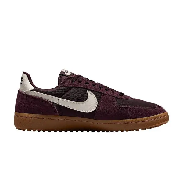 Nike Field General Sneakers - Red