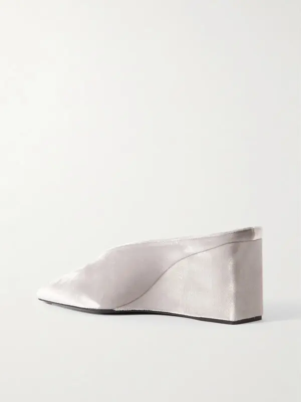 Alaïa 75 Velvet Wedge Mules - Gray