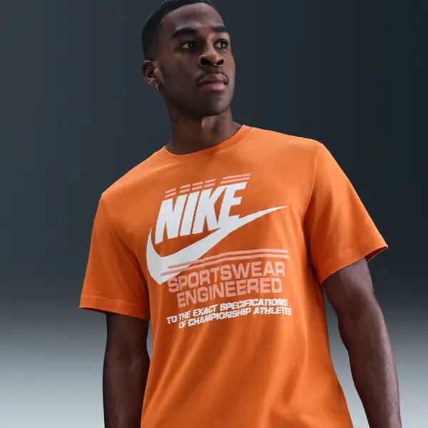 Nike Sportswear T-shirt - Orange