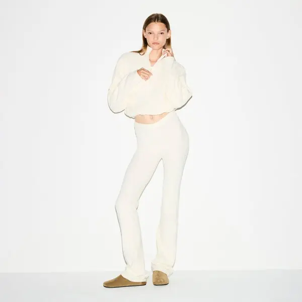 SKIMS Outdoor Fleece Half Zip Pullover - Ecru