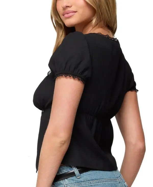 EDIKTED Lacey Split Front Lace Up Top