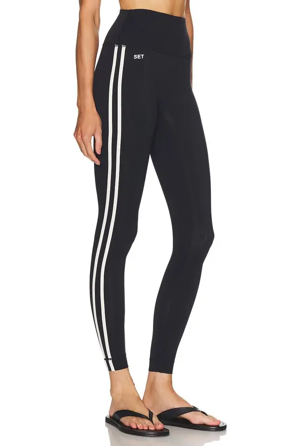 SET ACTIVE Airluxe Breathe Strike Legging