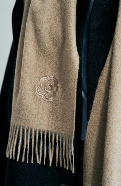 LOST PATTERN Lost In Warmth Cashmere Scarf - Light Brown