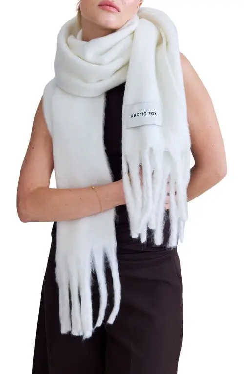ARCTIC FOX & CO The Stockholm Fringe Scarf - Polar White