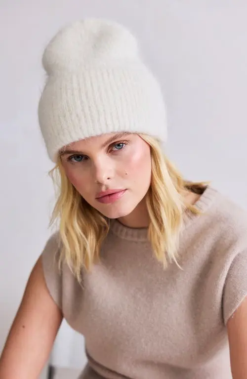 ARCTIC FOX & CO Alpaca Blend Cuffed Beanie - Arctic White