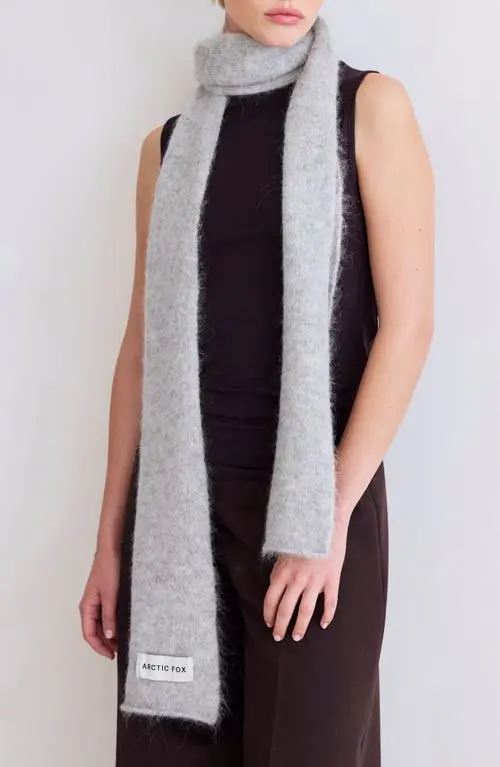 ARCTIC FOX & CO The Alpaca Blend Skinny Scarf - Blizzard Grey