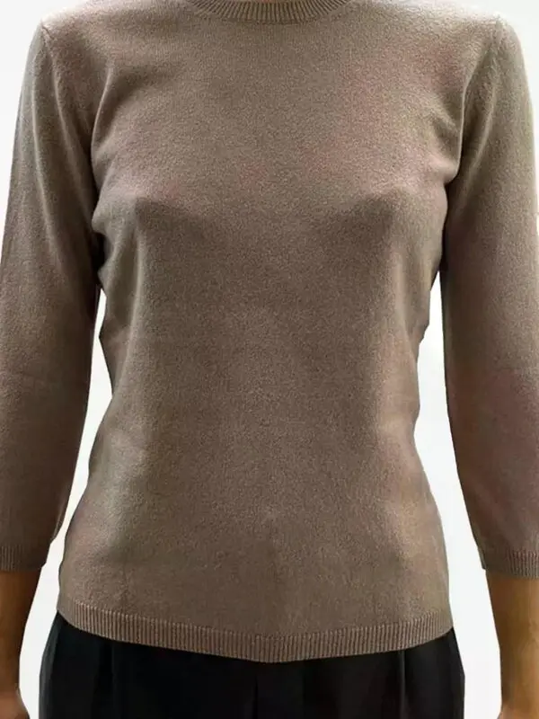 LA ROSE Three-quarter Sleeve Sweater