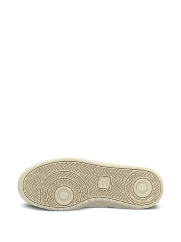 VEJA V-90 Low Top Sneakers - Pink