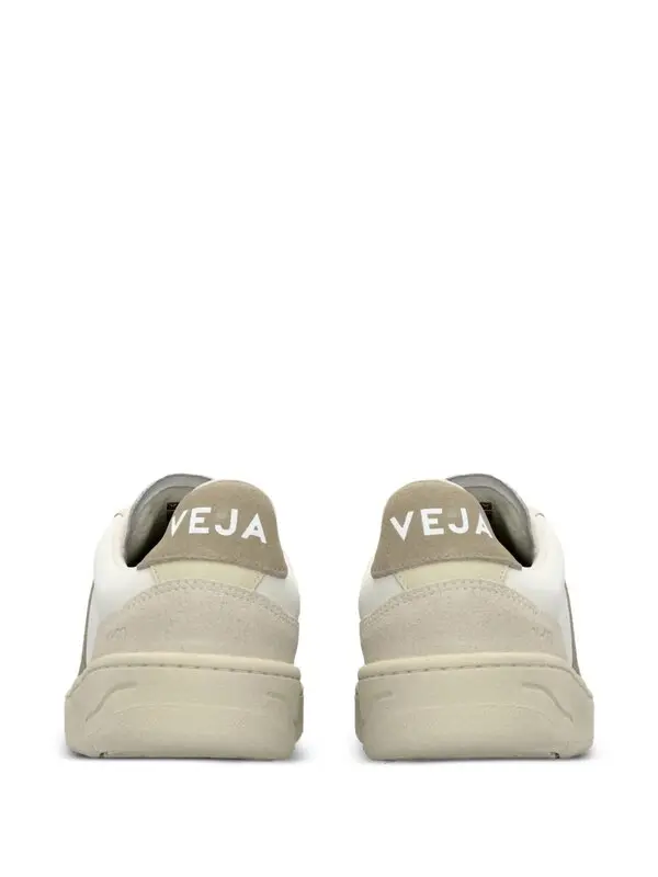 VEJA V-90 Low Top Sneakers - Pink
