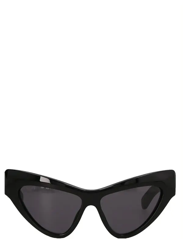 Gucci Cat Eye Sunglasses - Black