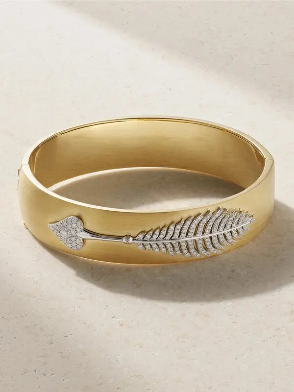 Mizuki Arrow Diamond Bangle - Gold