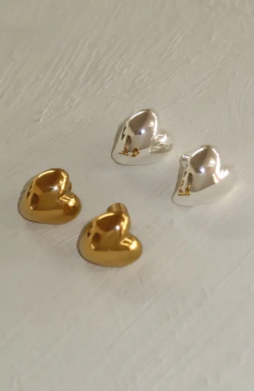 JOIANA JEWELRY Bubble Hearts Stud Earrings