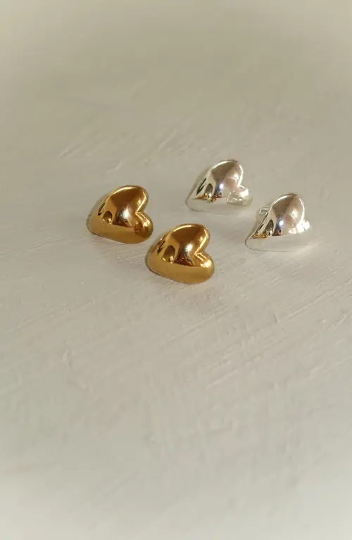 JOIANA JEWELRY Bubble Hearts Stud Earrings