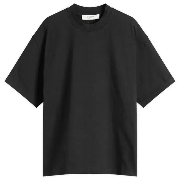ABOUT:BLANK Mock Neck T-shirt - Black/ecru