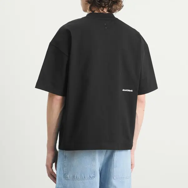 ABOUT:BLANK Mock Neck T-shirt - Black/ecru