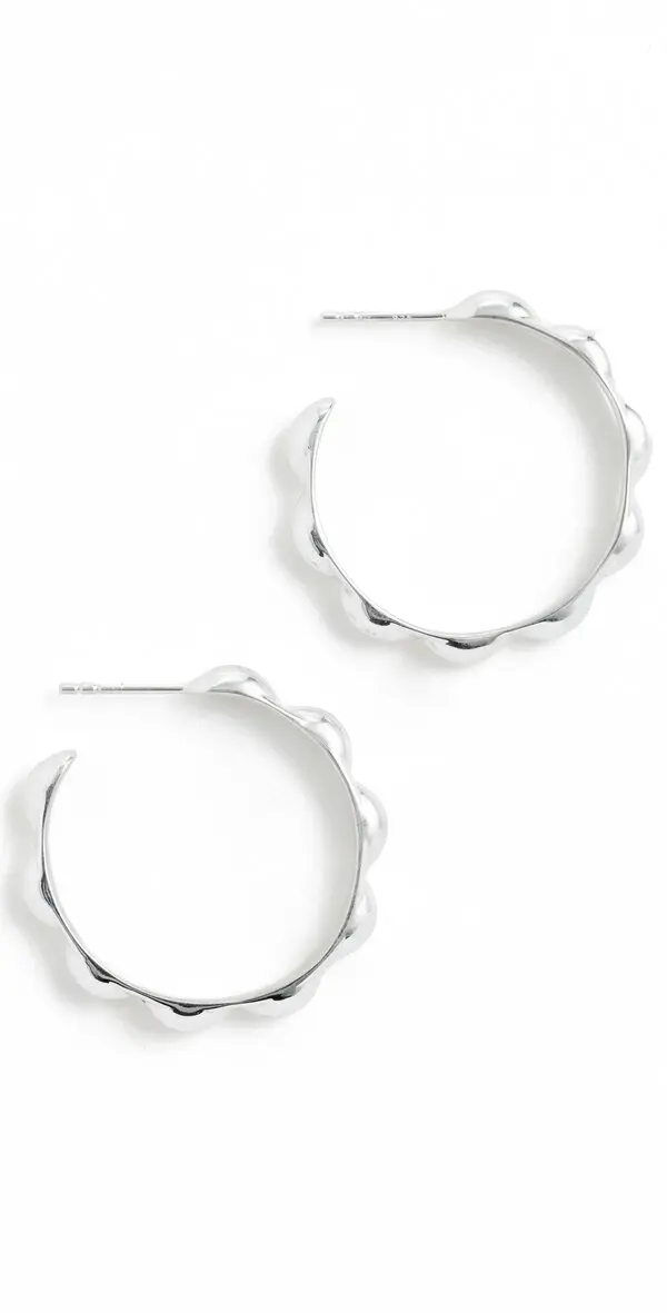 SOPHIE BLAKE Selena Scalloped Hoop Earrings - Silver