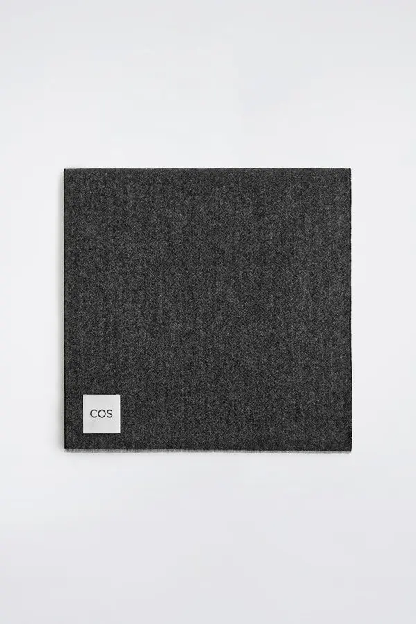 Cos Herringbone Wool-cashmere Scarf - Gray