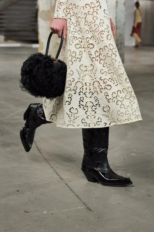 Gabriela Hearst Nina Bag In Shearling - Black
