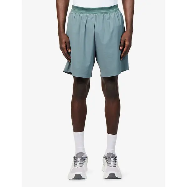 On 7 Performance Regular-fit Stretch-woven Shorts