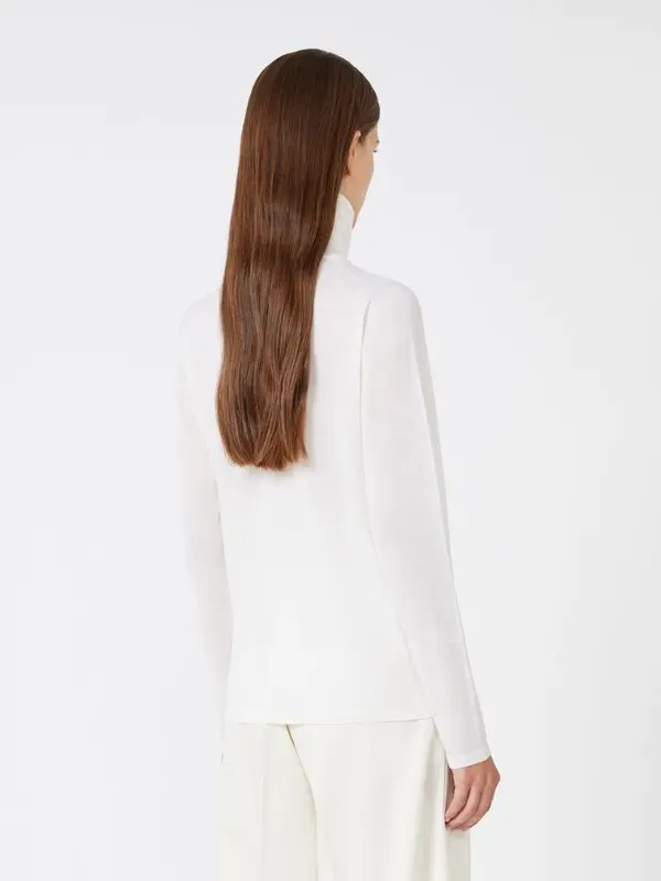 Max Mara Wool Knit Turtleneck Jumper - White