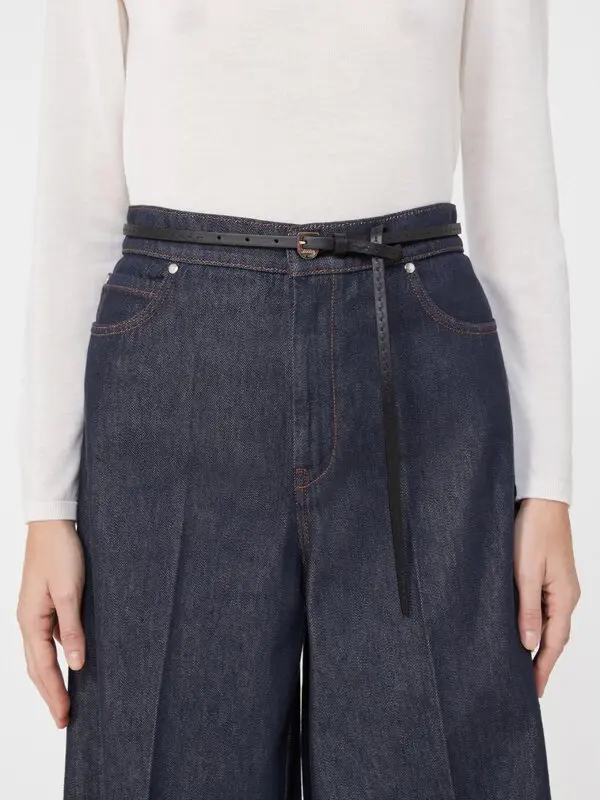 Max Mara Natural Leather Skinny Belt - Black | Editorialist display picture 3