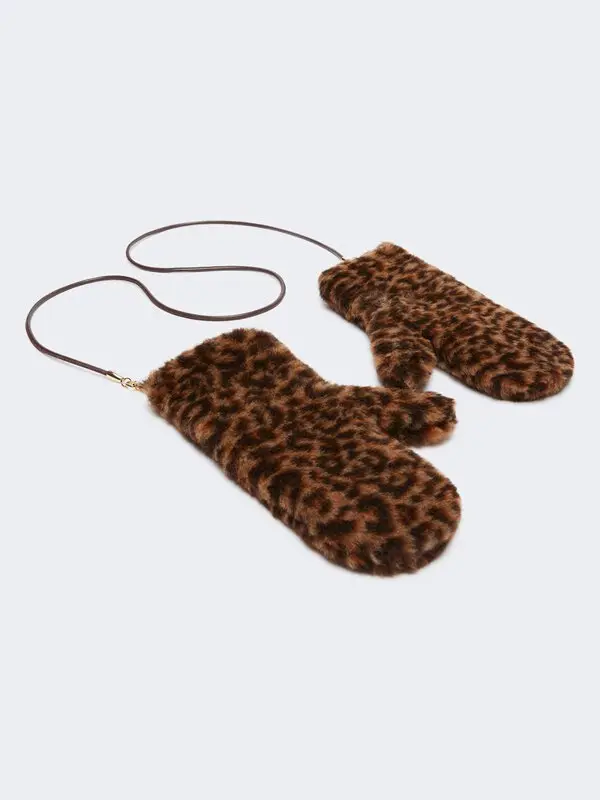 Max Mara Jacquard-knit Alpaca And Wool Teddy Fabric Mittens - Beige