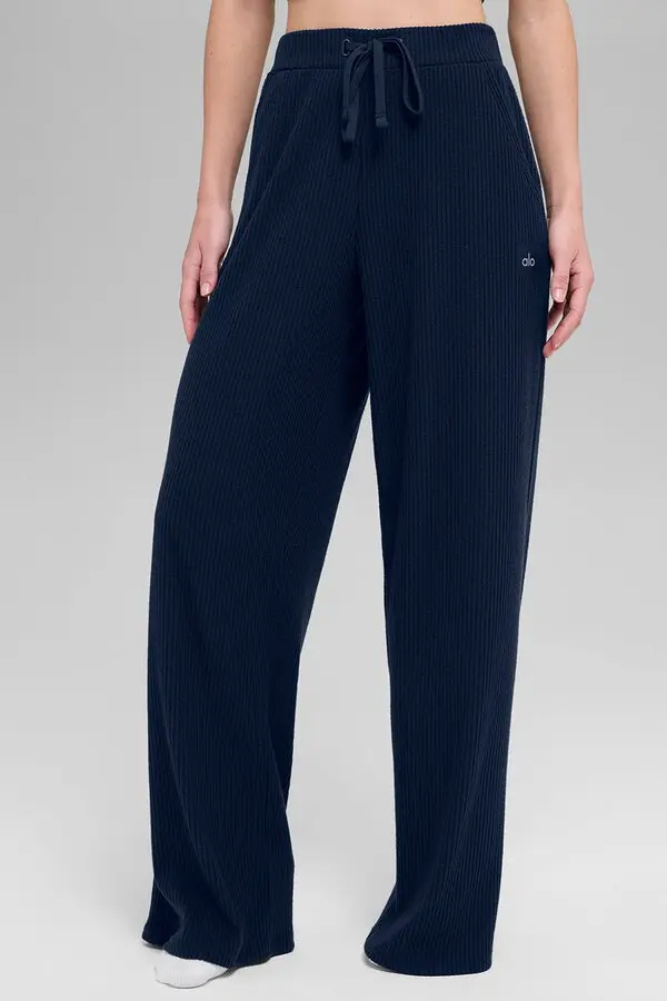 Alo Yoga Muse Wide Leg Pants