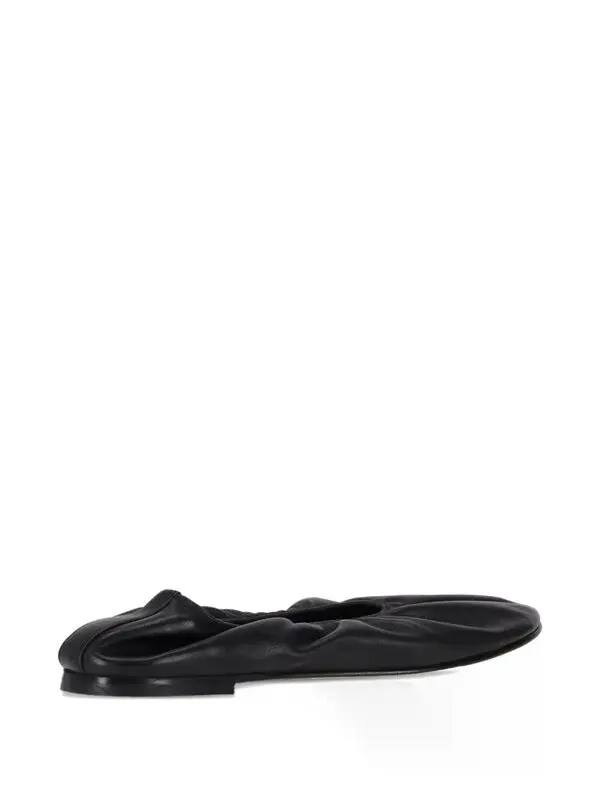 Dear Frances Scrunch-effect Ballerina Flats