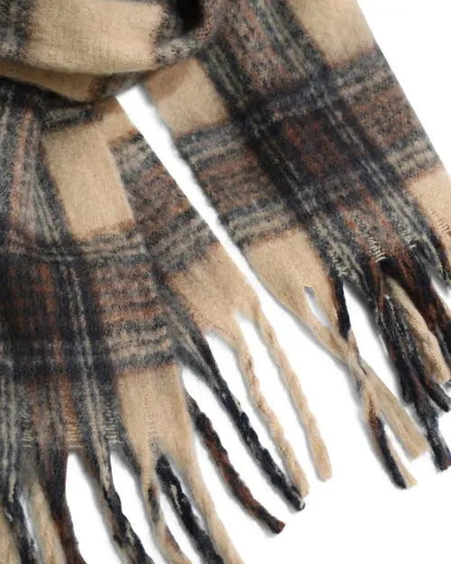 BELLE & BLOOM Timeless Scarf - Camel