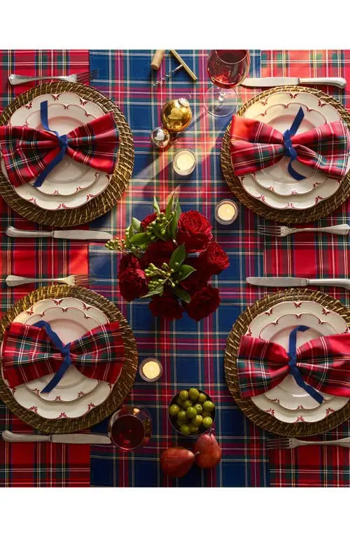 PETITE PLUME Imperial Tartan Plaid Tablecloth