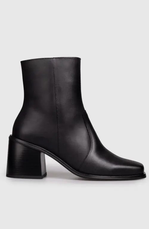 MANELA Libia Leather Booties