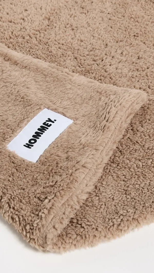 HOMMEY Faux Fur Blanket - Warm Grey