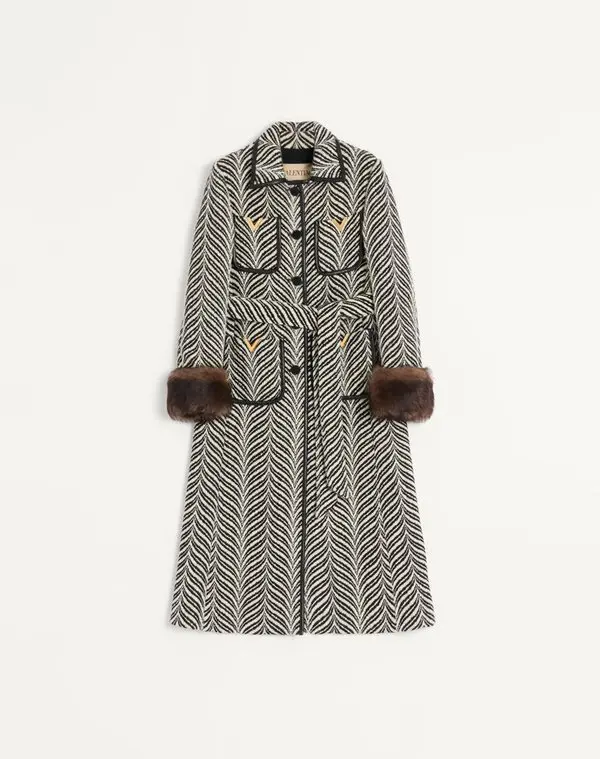 Valentino Garavani Wool Cloth Coat With Animal Print And Shearling Detail - Butter/black