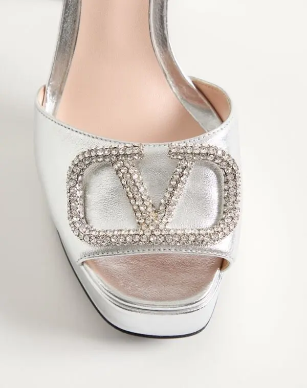 Valentino Garavani Vlogo Signature Platform Sandal - Silver