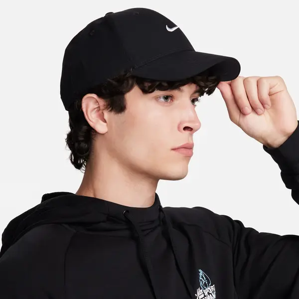 Nike Club Structured Swoosh Cap