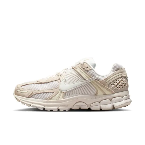 Nike Zoom Vomero Sneakers With Reflective Details - Grey