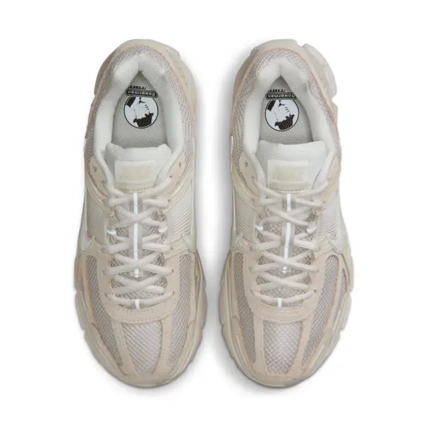 Nike Zoom Vomero Sneakers With Reflective Details - Grey