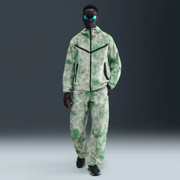 Nike Tech Dri-fit Woven Camo Loose-fit Pants
