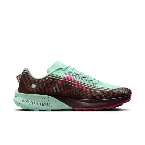 Nike Kiger Trail Running Shoes - Green