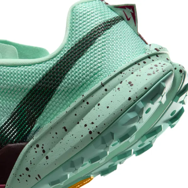 Nike Kiger Trail Running Shoes - Green