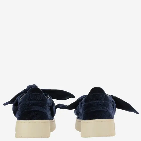 AUTRY Medalist Low Velvet Bow Sneakers