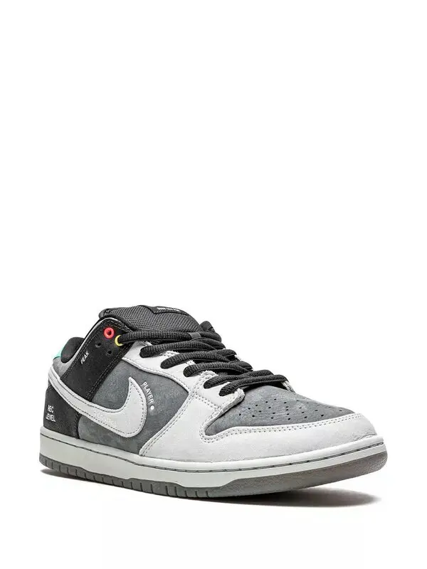 Nike Sb Dunk Low Pro Iso Vx1000 Sneakers