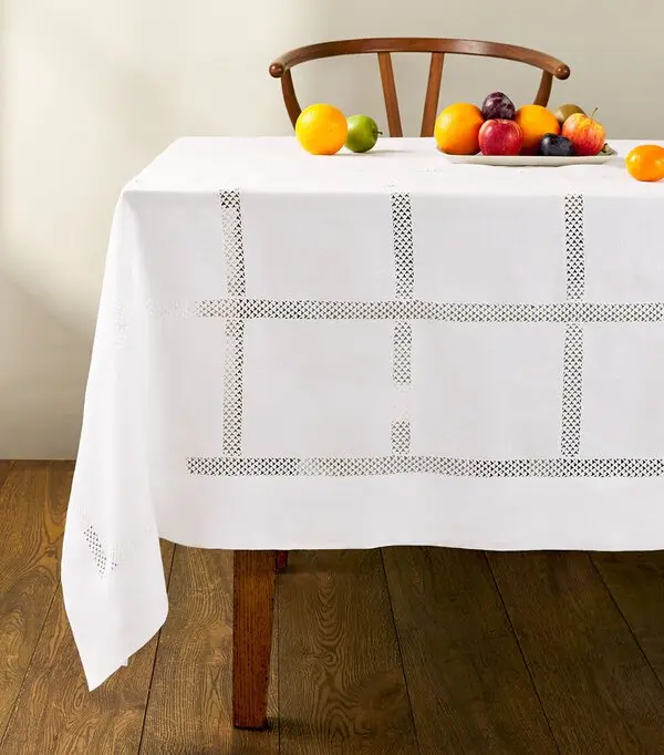 DEA Linen Embroidered Liri Tablecloth