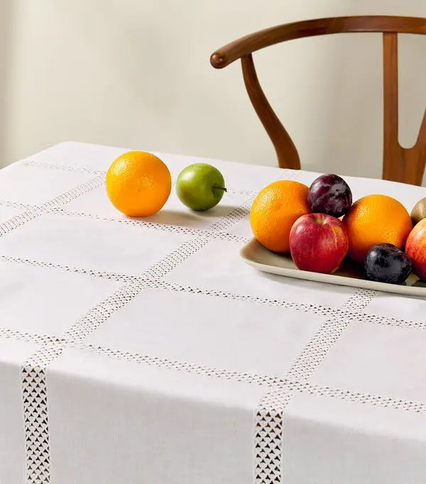 DEA Linen Embroidered Liri Tablecloth