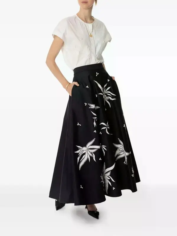 Mantū Floral-embroidered Top