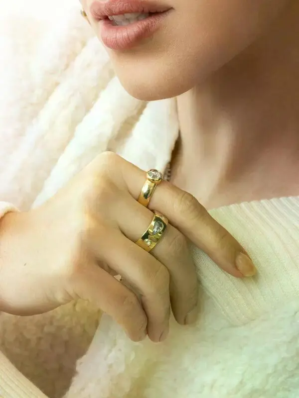 Nimo With Love 18k Yellow Rustic Diamond Ring