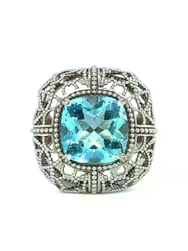 LISA NIK 18k White Gold Topaz Ring - Silver